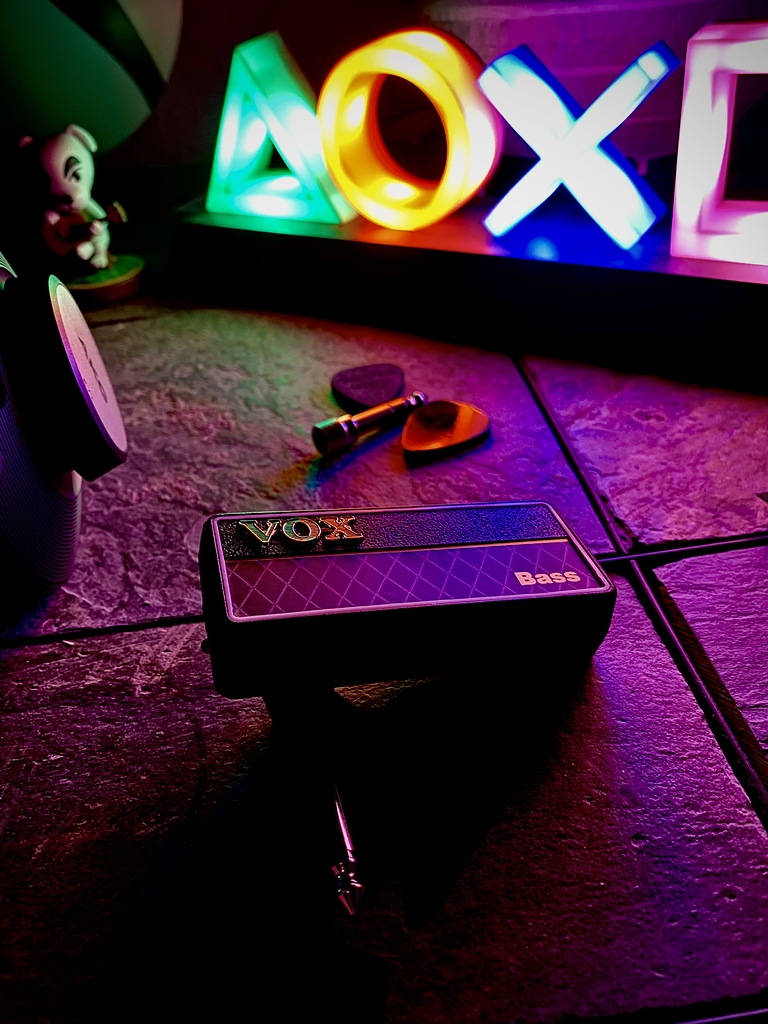 Just Picked this Little Vox Bass Headphone Amp Up Today - Gear ...